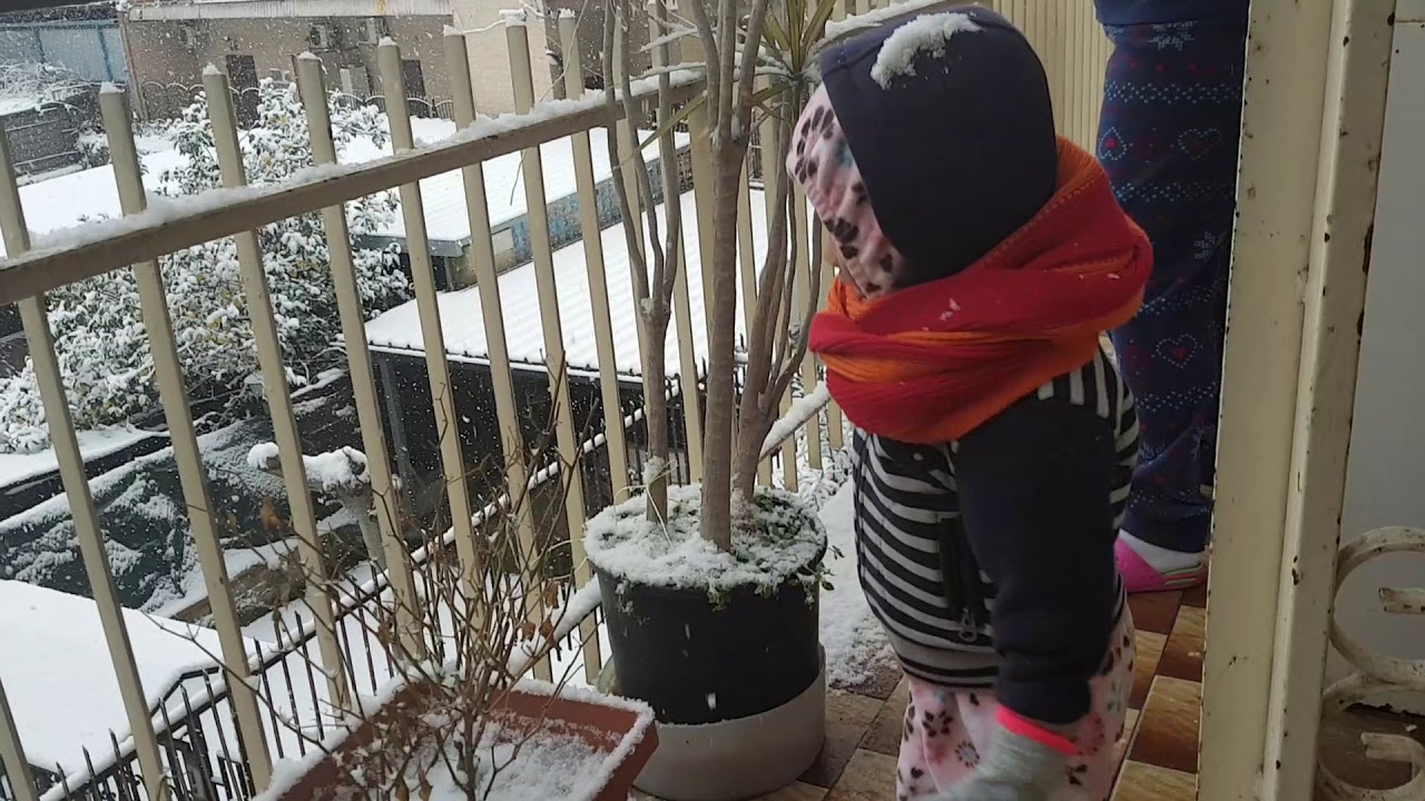 snow in naples italy - YouTube