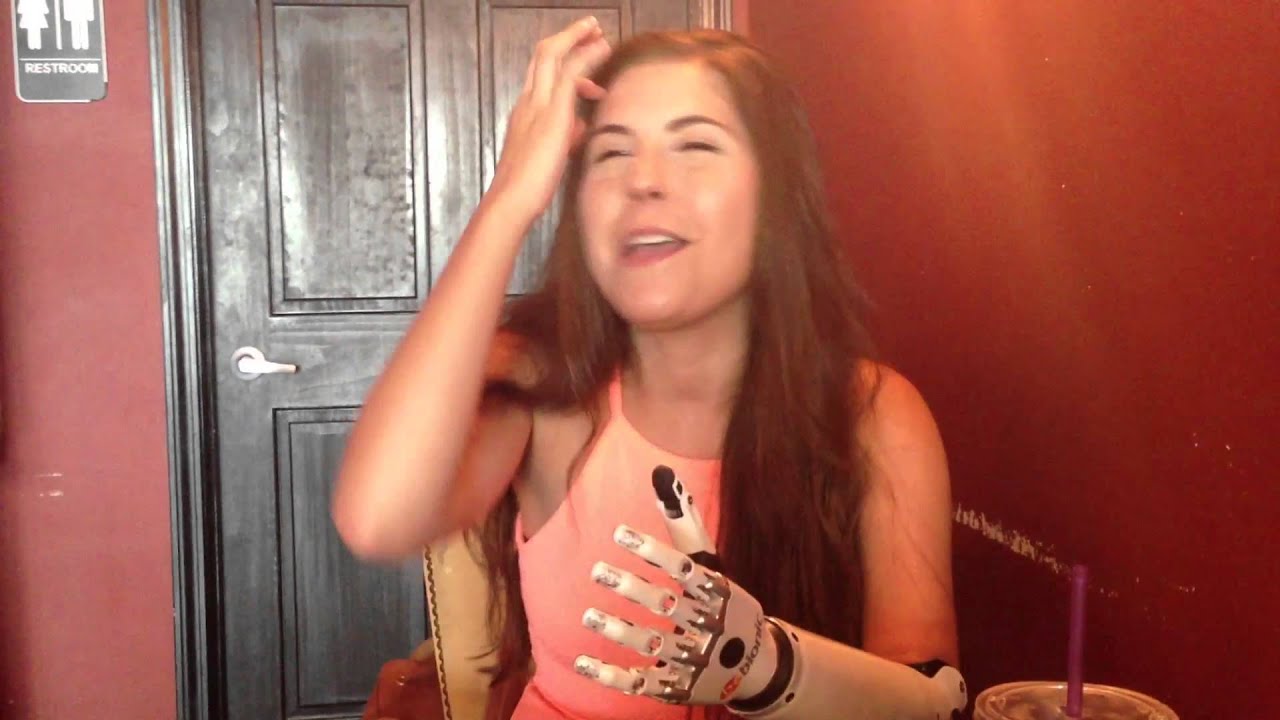 Find out what movie Slidell actress Angel Giuffria likes the best - YouTube