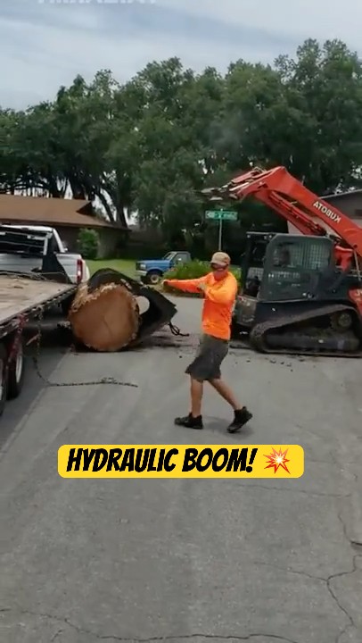 Excavator Fail: When Pressure Goes Wrong! 💦💥 - YouTube