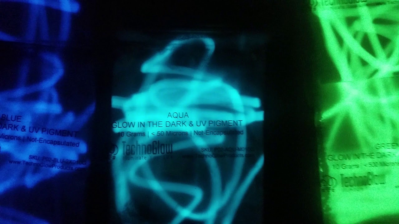 Techno glow powder in darkness with lazer. - YouTube