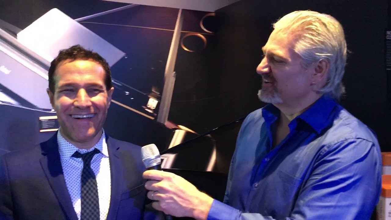 Winter NAMM 2016: Mitch Catches Up with Jim Brickman with Roland - YouTube