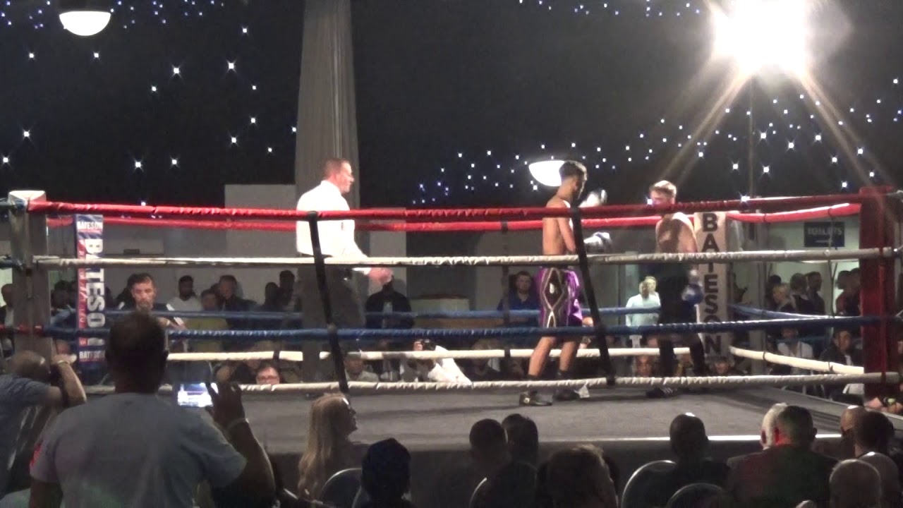 Mark Bateson Boxing. Elland road September 2019 Fight 7 - YouTube