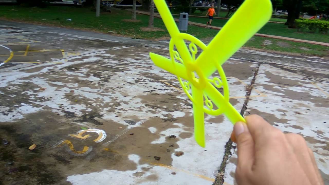 160828 5-Arm boomerang throw - YouTube