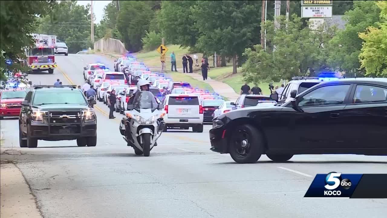 Edmond police continue to mourn loss of officer - YouTube