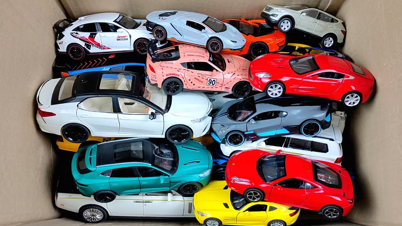 BOX FULL OF Model Cars /Honda Civic, Bugatti Divo, McLaren 650s, Audi ...