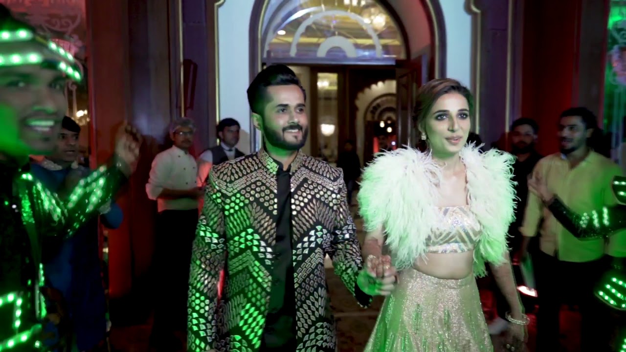 Best Sangeet Entry | Best Sangeet Entrance | Bride Groom Entry ...