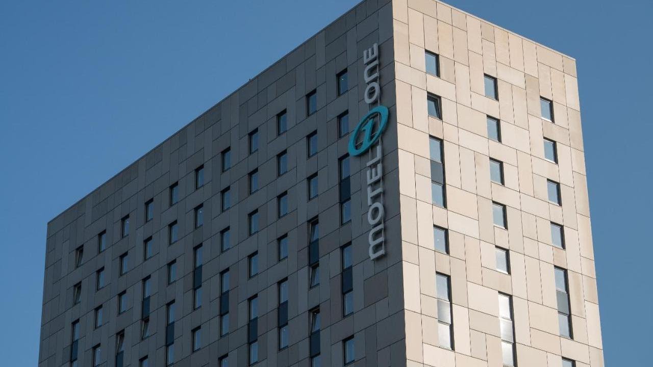 Motel One Hamburg-Alster, Hamburg, Germany - YouTube