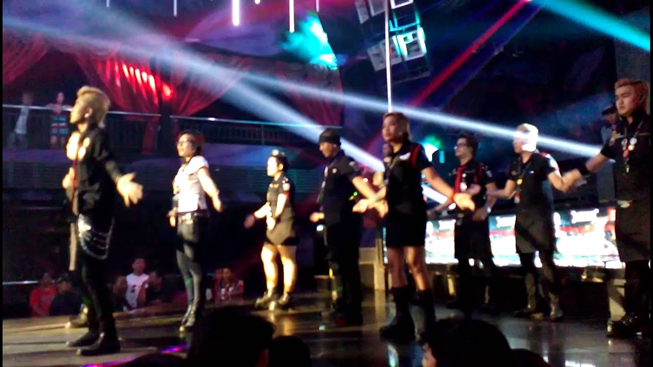 Boshe Bali staff dance - YouTube