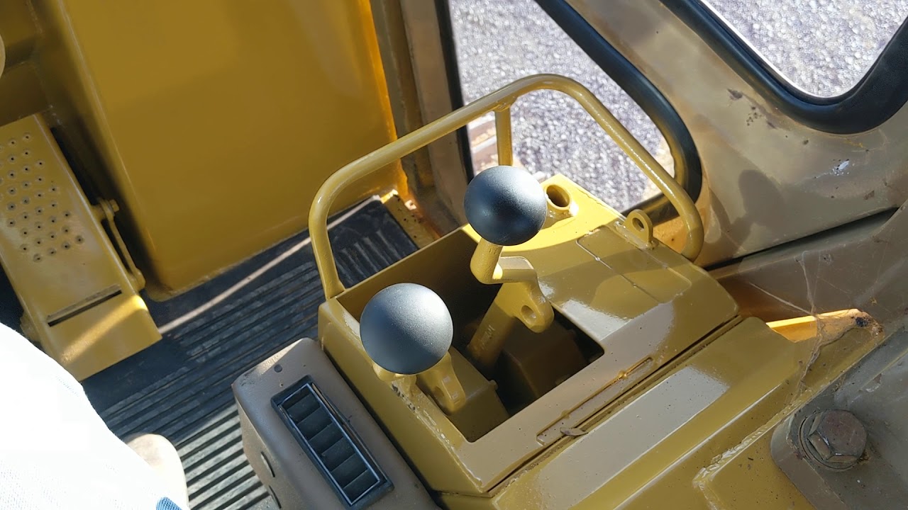 1986 Caterpillar 953 Track Loader: Cab / Operator Station Inspection ...