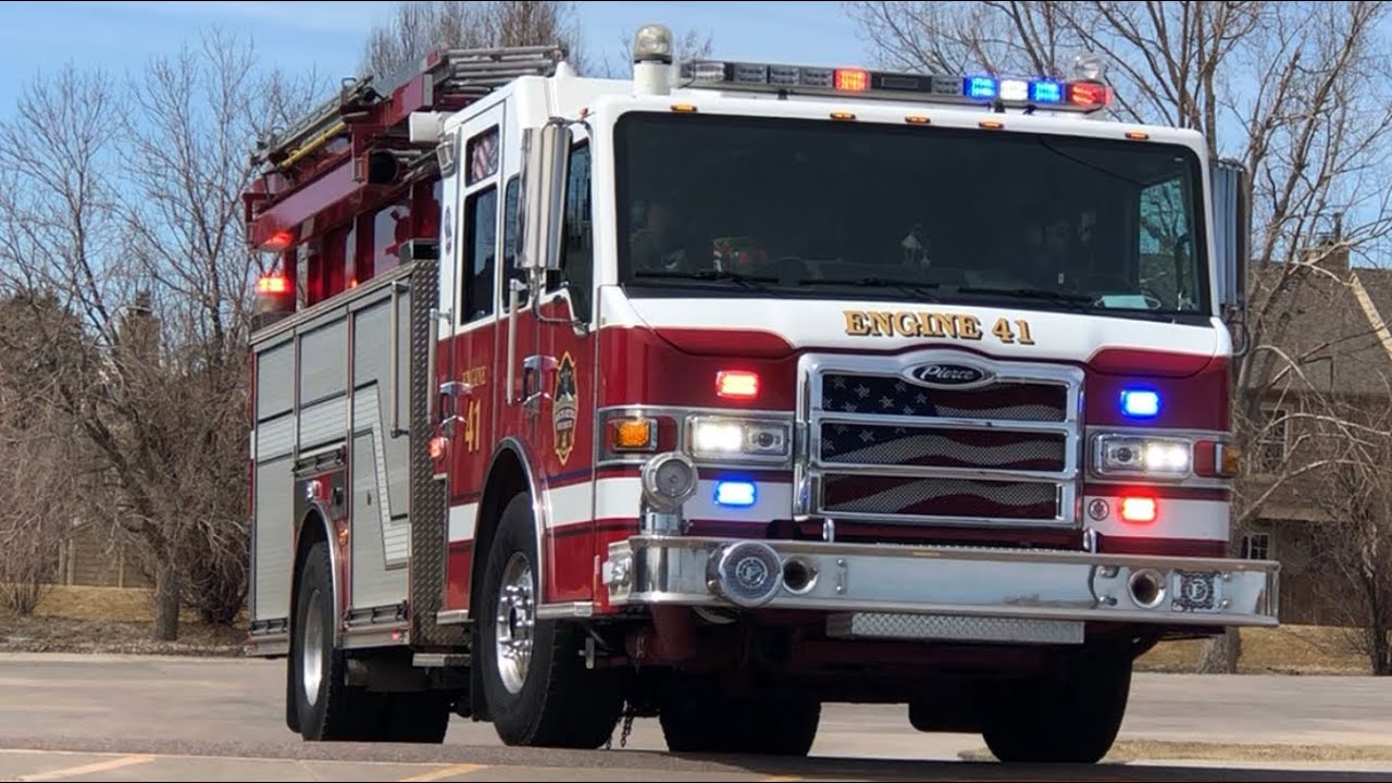 South metro fire rescue Engine 41 responding - YouTube