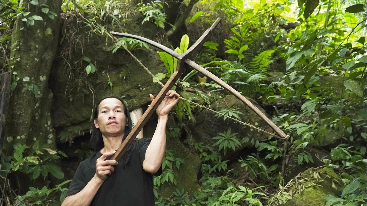 Make a Crossbow Primitive, Wilderness Alone, ep 57 - YouTube
