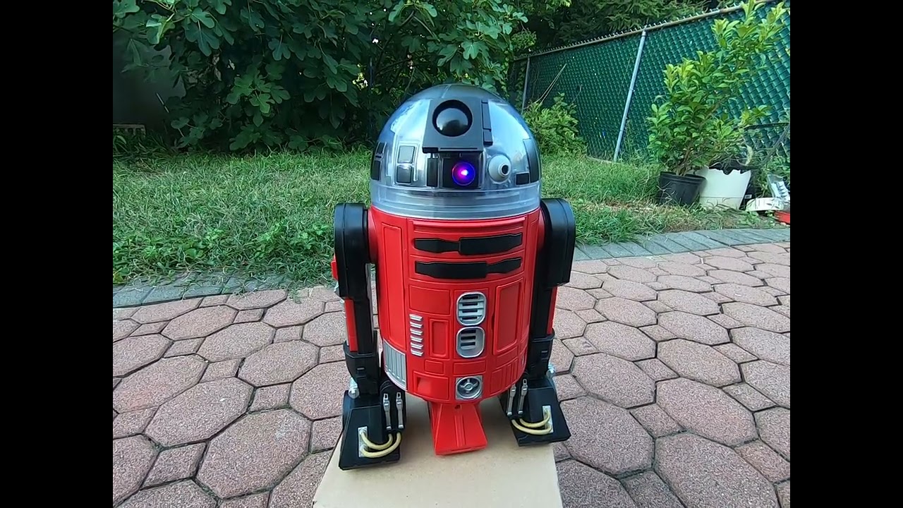 Star Wars Galaxy's Edge Droid Depot Droid With Custom Personality Chip ...