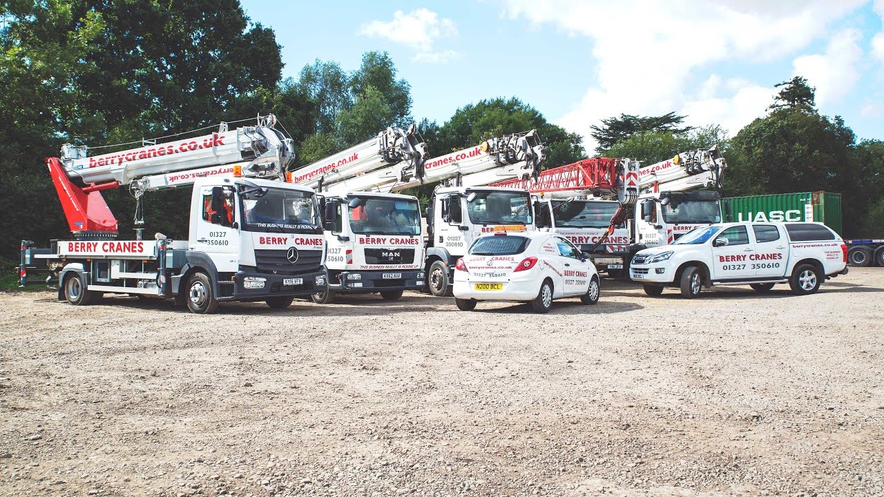 Contract Lift Crane Hire Company - Berry Cranes Ltd - YouTube