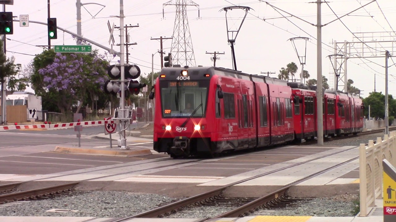 MTS Trolley - Siemens S70 UCSD Blue Line #4004 Arriving into Palomar ...