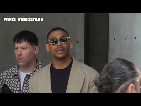 Aaron Pierre @ Milan Fashion Week 17 june 2024 show Armani - YouTube