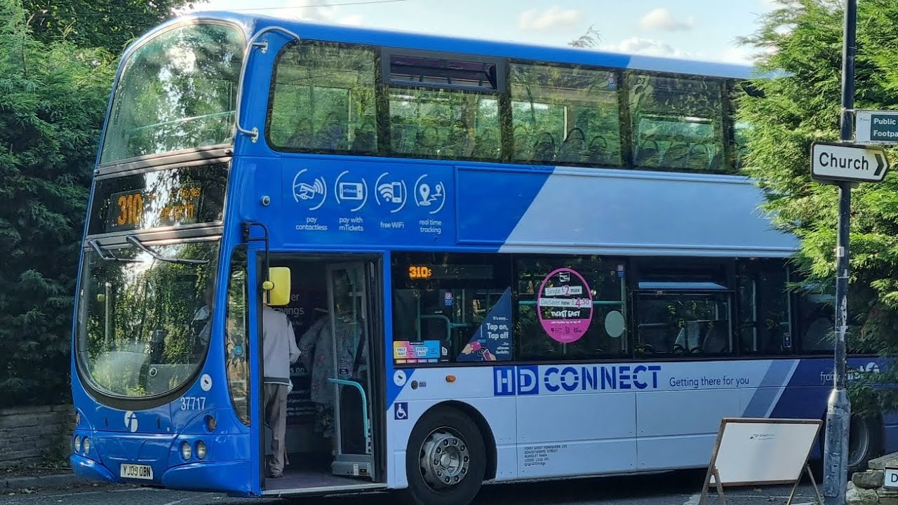 A tight diversion on 310 YJ09 OBN 37717 Volvo B9TL Wright Eclipse ...