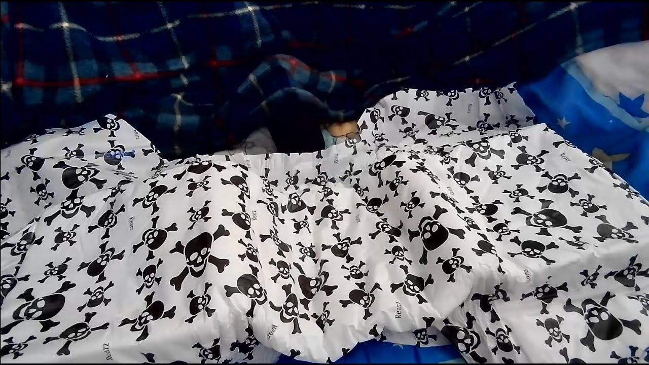 ABDL ASMR- Crinkly abdl diaper sounds, brushing over mic - YouTube