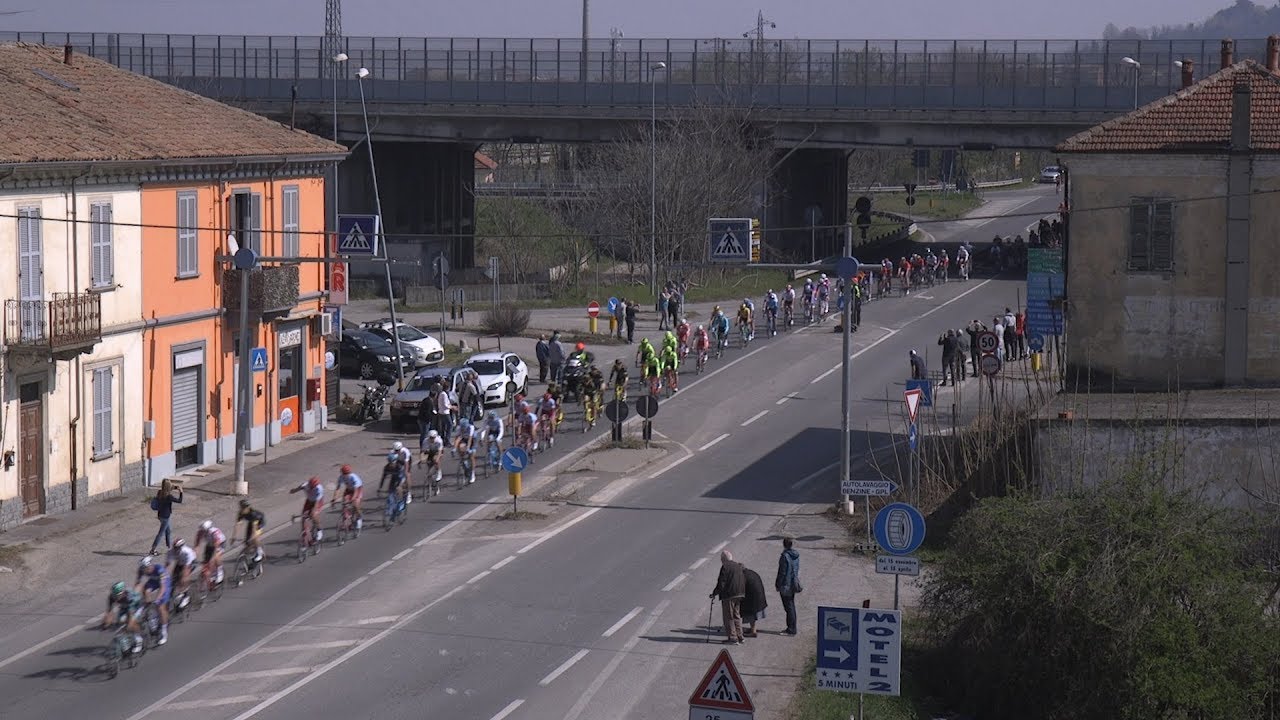 19.03.23 En immersion avec le Team DEN - Milan-San Remo - YouTube
