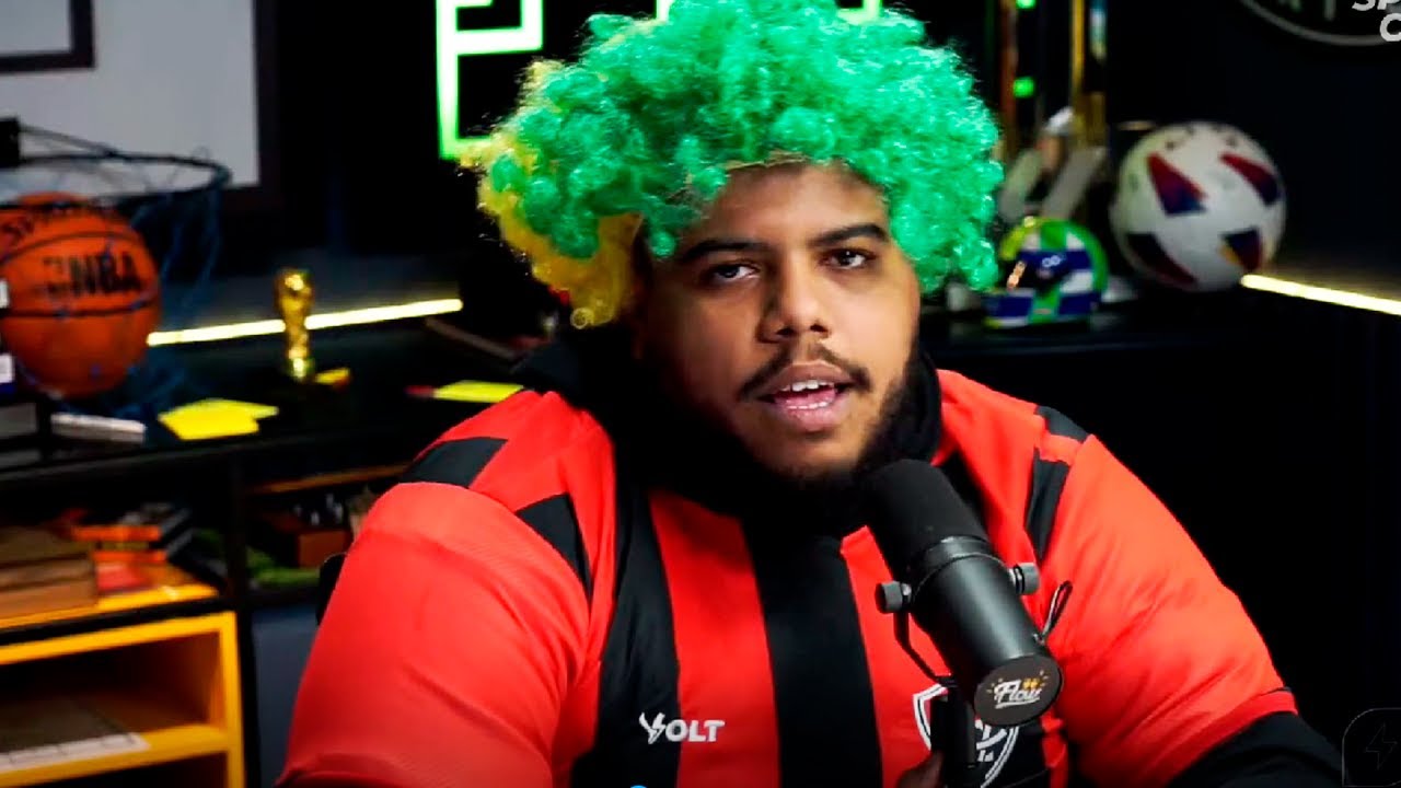 Caio PERDE APOSTA e VESTE A CAMISA do VITÓRIA - YouTube