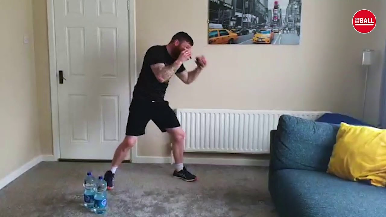Off The Couch | Get boxing with Ray Moylette - YouTube