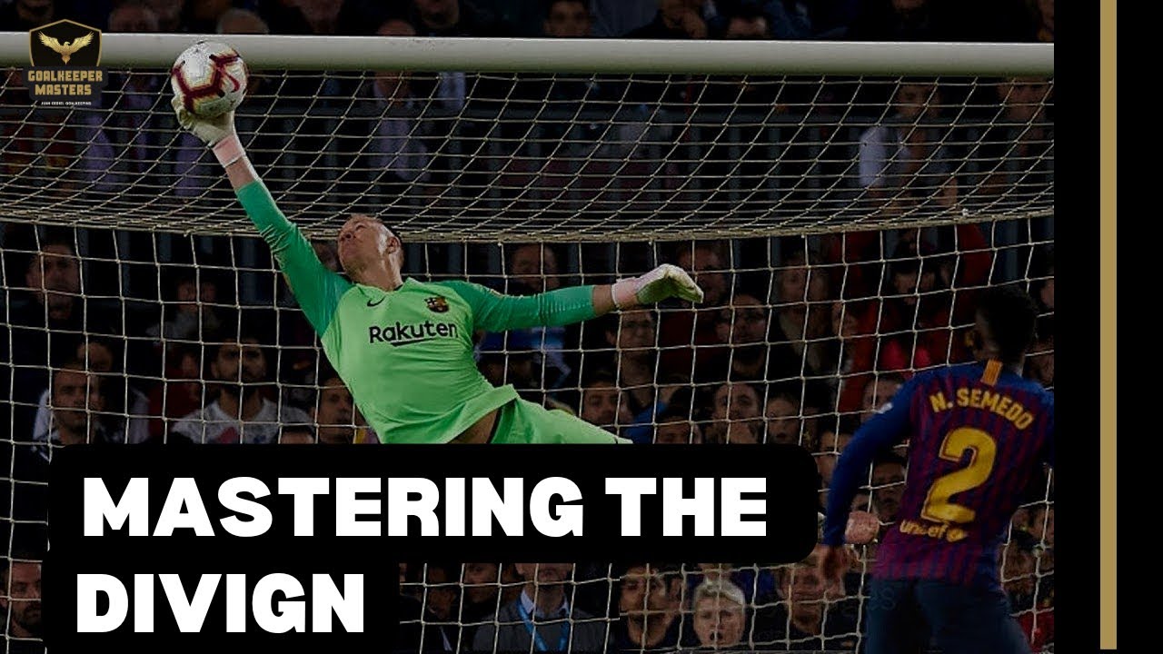Mastering the Dive: Common Goalkeeper Mistakes & Diving Techniques ...