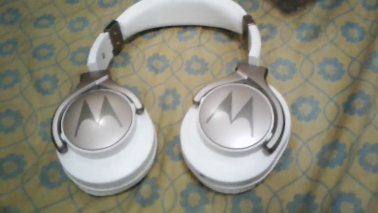 Motorola Pulse Max Over Ear Headphones Unboxing - YouTube