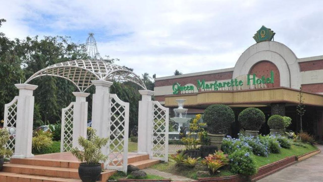 Review Queen Margarette Hotel - YouTube