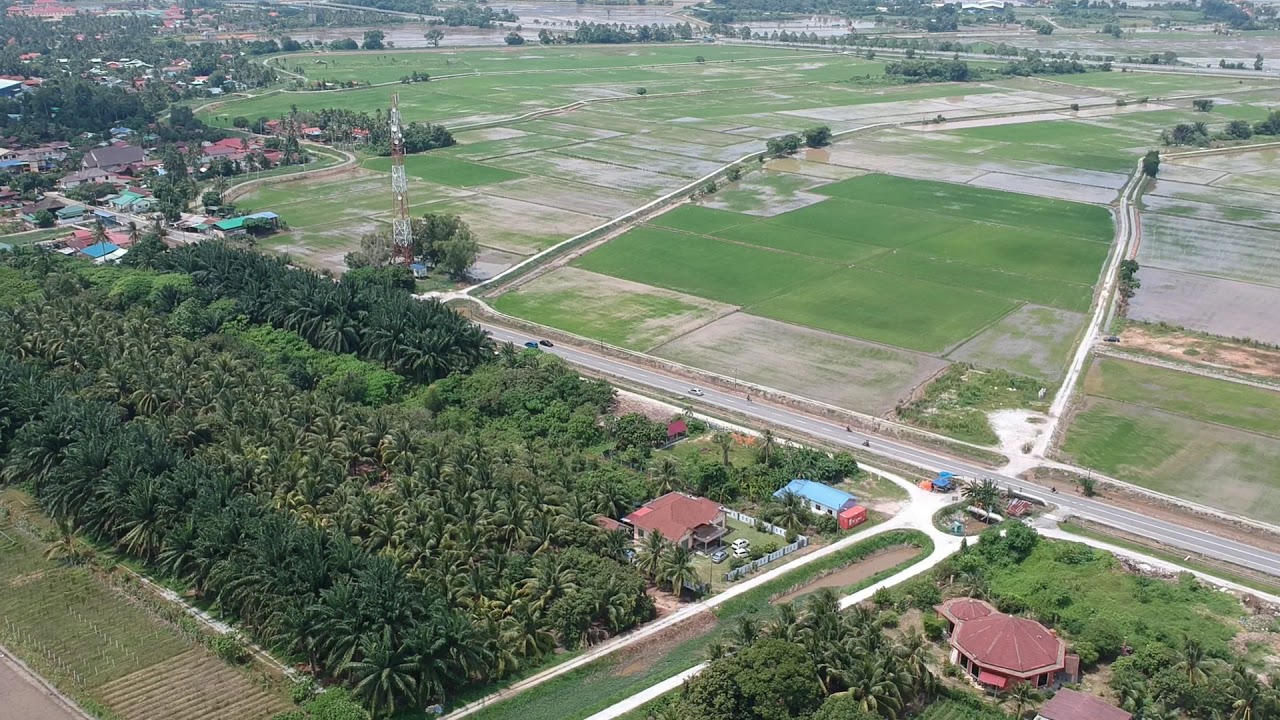 Drone Permatang Janggus - YouTube