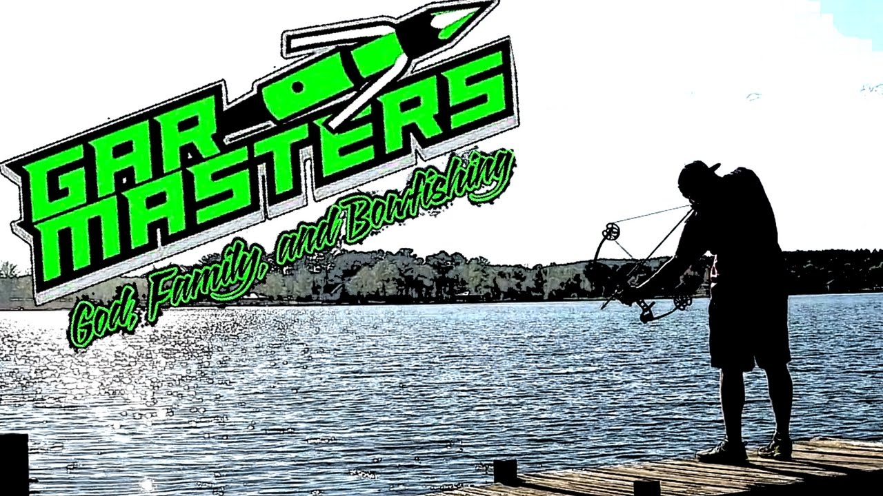 Bowfishing Alabama From The Bank - YouTube