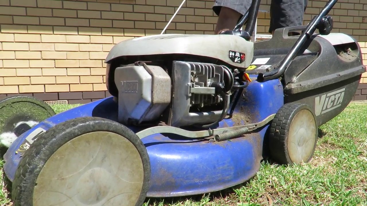 Victa Lawn mower - YouTube