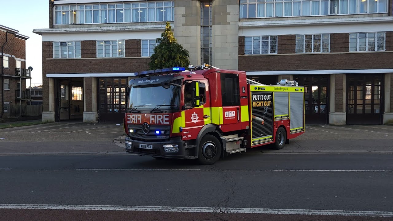 London Fire Brigade - Wembley Pump and Pump Ladder Responding - YouTube