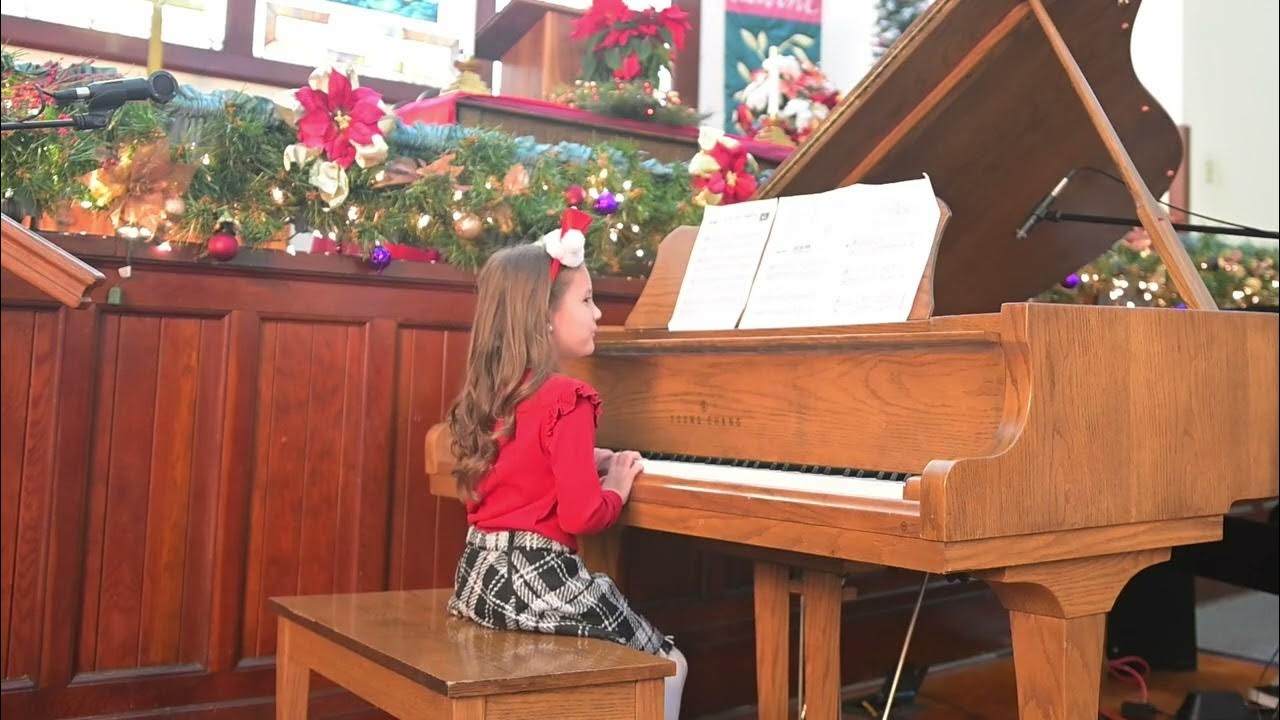 Up on the House Top - Callie Tosh (2023 Winter Recital) (Happy Sound Music) - YouTube