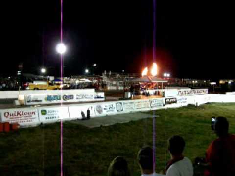 Rocket powered 18 wheeler---Really - YouTube