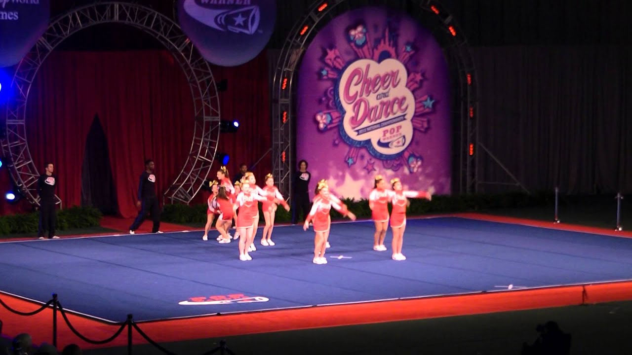 Nationals 2013 Waltham Devil Dogs A Team Cheer Leaders - YouTube