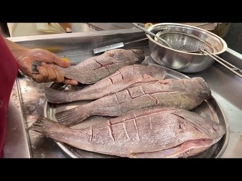 NEMU HIDDEN GEMS NASI IKAN LAGITERNYATA DARI PAPUA IKANNYA!