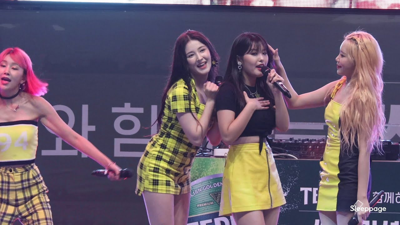 [4K] 190726 모모랜드 MOMOLAND 어마어마해 WONDERFUL LOVE 낸시 NANCY @ OCEAN WORLD By Sleeppage - YouTube