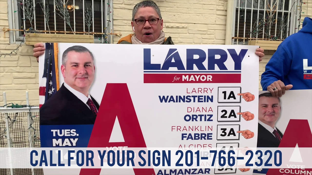 LARRY SIGNS #3 - YouTube
