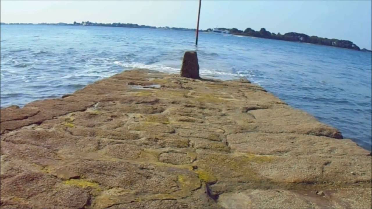 Promenade en bord de mer à Arradon dans le Morbihan - YouTube