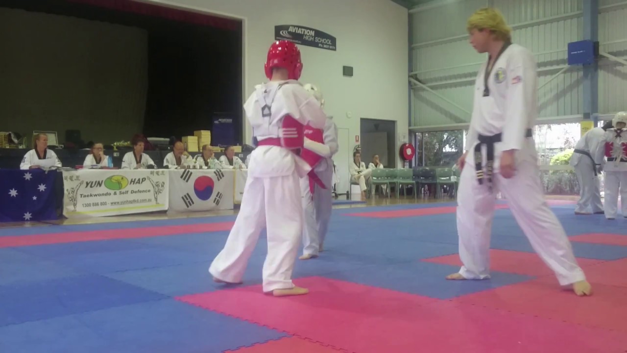 Jordan & Pixy Sparring "Yun Hap Taekwondo" - YouTube