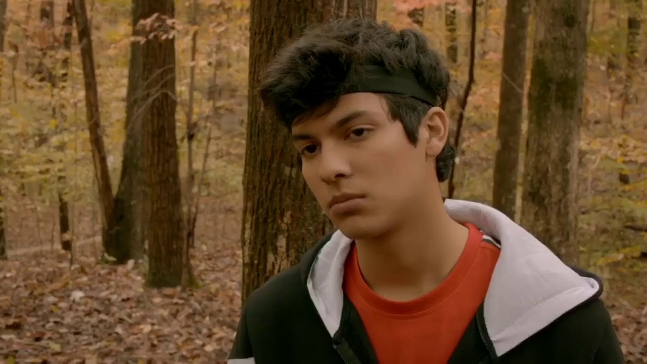 Cobra Kai S2 E7 - Hawk VS Miguel - YouTube