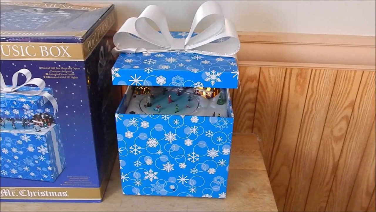 Mr Christmas Pop Up Music Box - YouTube