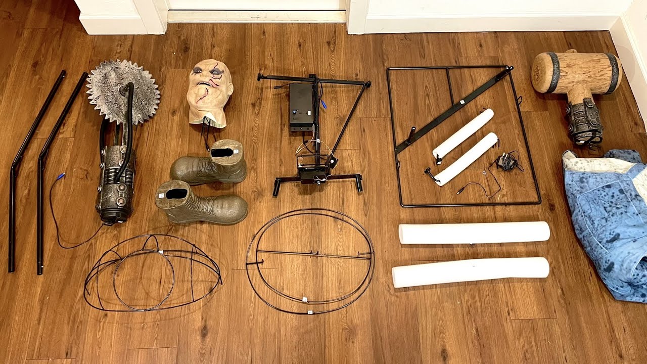 HOW TO SET UP BUZZSAW - SPIRIT HALLOWEEN - YouTube