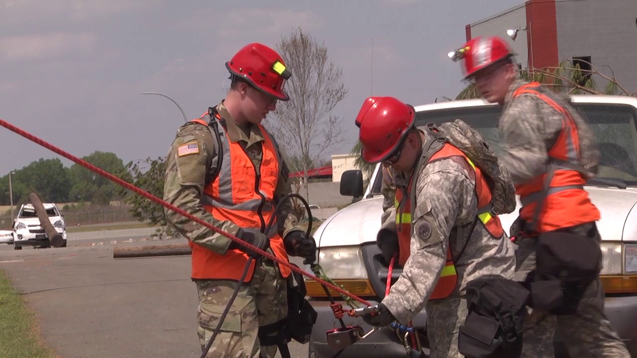 Manhole Rescue Operation - YouTube