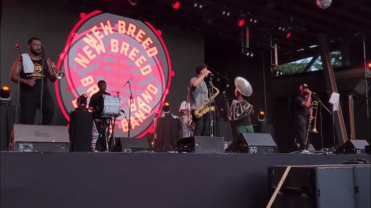 NEW BREED BRASS BAND Olympic Plaza Whistler June 12 2024 🎼🎵🎶💃🕺🏻 ️👍🏻🙏 - YouTube