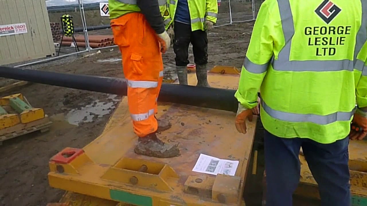 FPP Scotland 225mm plug & play coupler installation on Scottish Water ...
