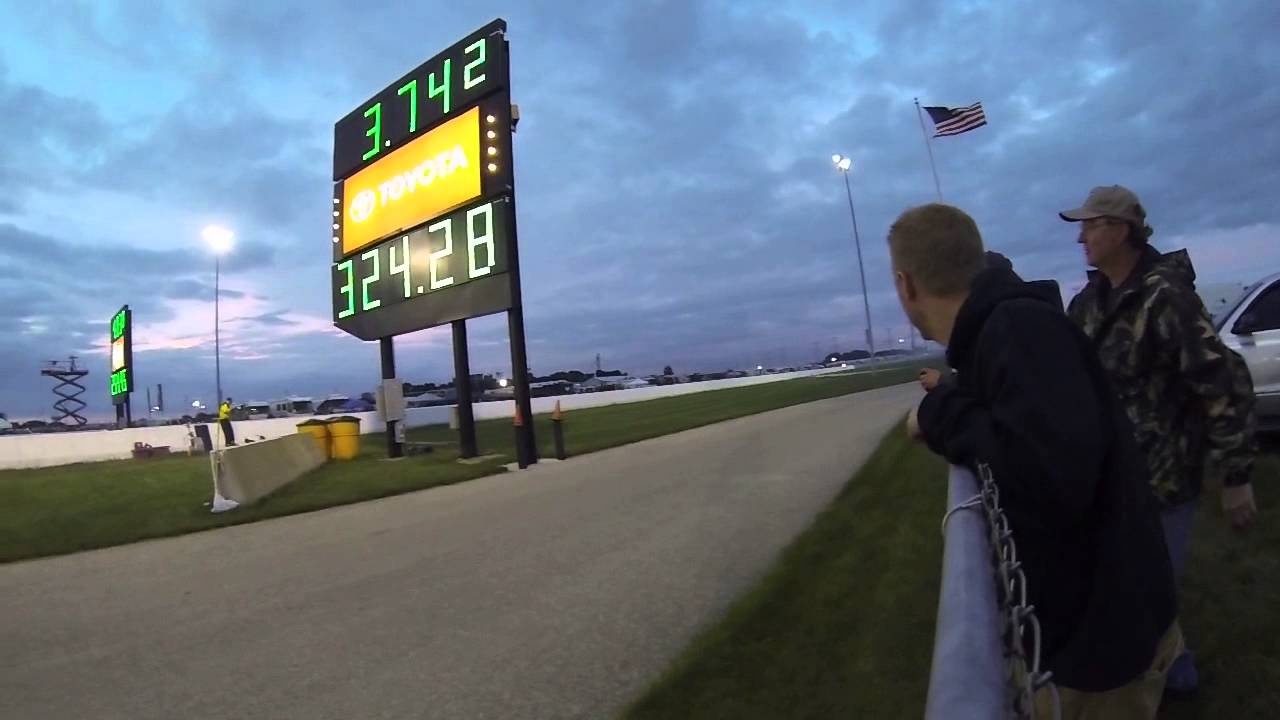 NHRA Drag Racing at Finish Line - YouTube