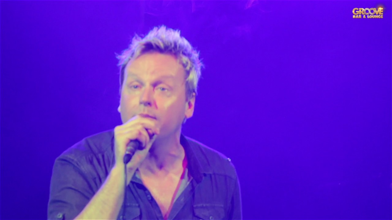 KARAOKE DELUXE feat. Mirko Bäumer - Don't Stop Me Now (Groove Bar ...