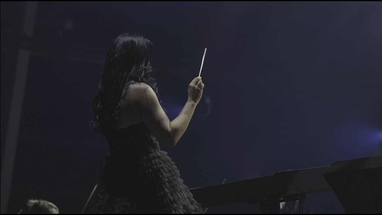 A Day in the Life of Alexandra Arrieche - YouTube