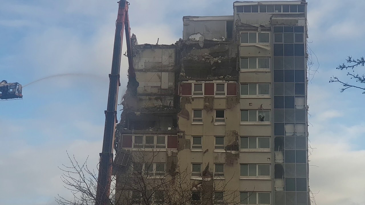 Demolishing Big Buildings In Bradford UK | Buildings Demolished In UK - YouTube