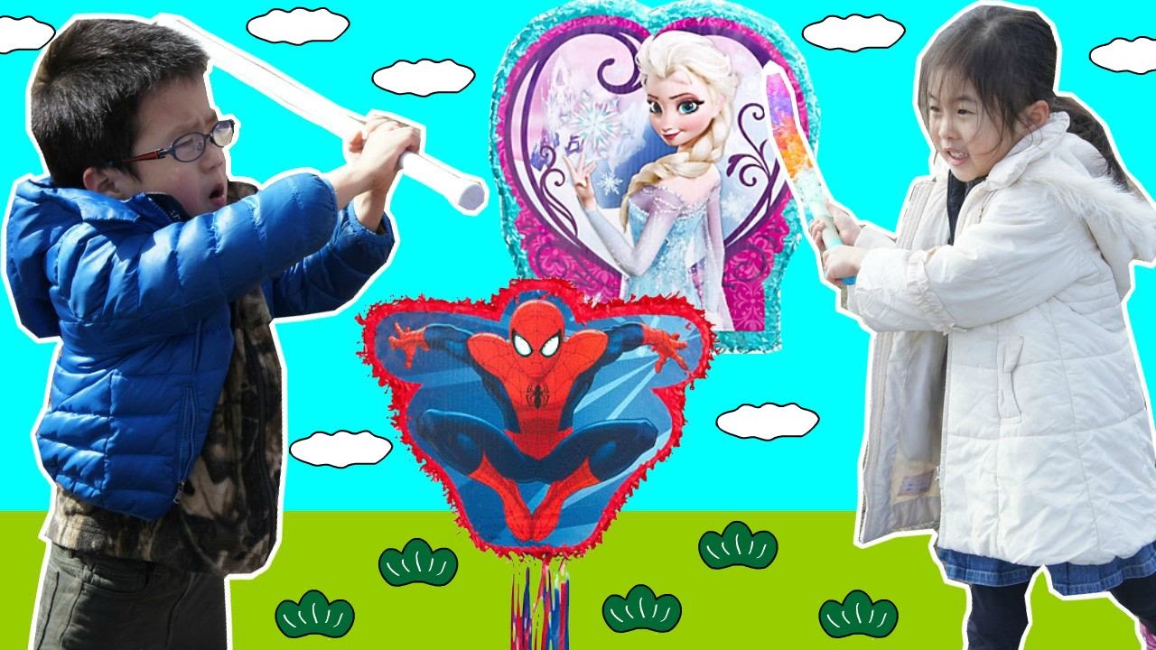 ぜんぜん われない! ピニャータ PINATA Challenge ココロマン君との対決の続き - YouTube